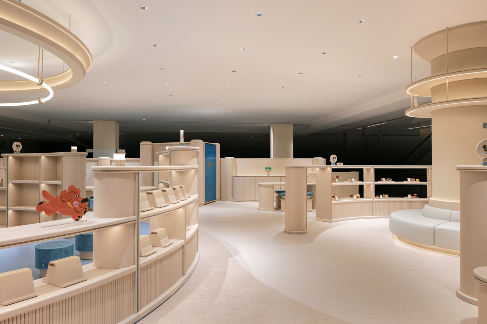 Kinder Studio | LABOTORY